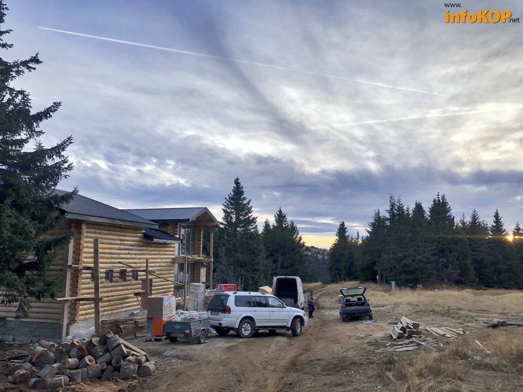 Kopaonik - infoKOP - U izgradnji tri nova ski kafića na Karaman grebenu ...